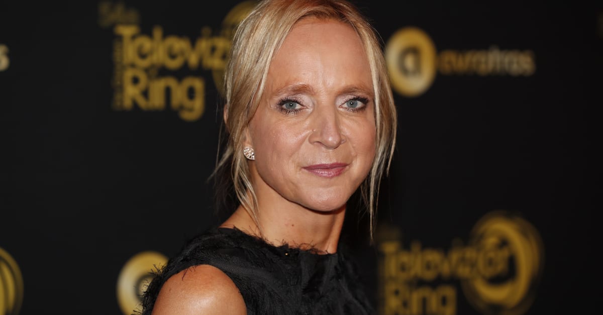 Floortje Dessing laat van zich horen na loeizware periode | Shownieuws