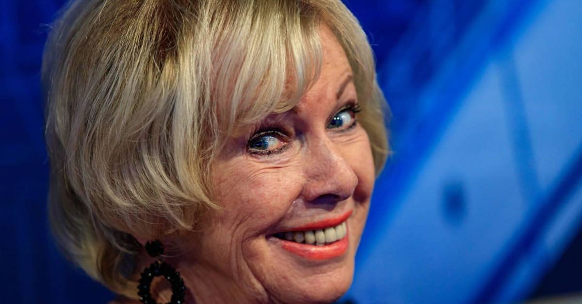 Ria Valk (84) gaat voor het eerst in lange tijd weer optreden | Shownieuws