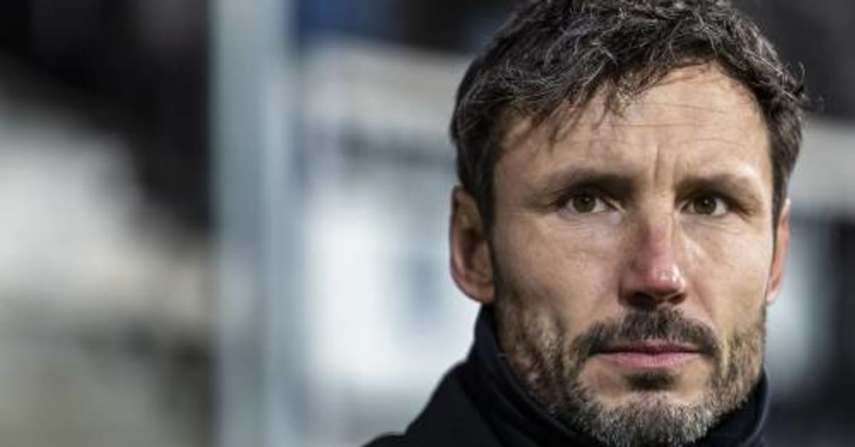 Van Bommel: KNVB moet afspraken nakomen | Vandaag Inside