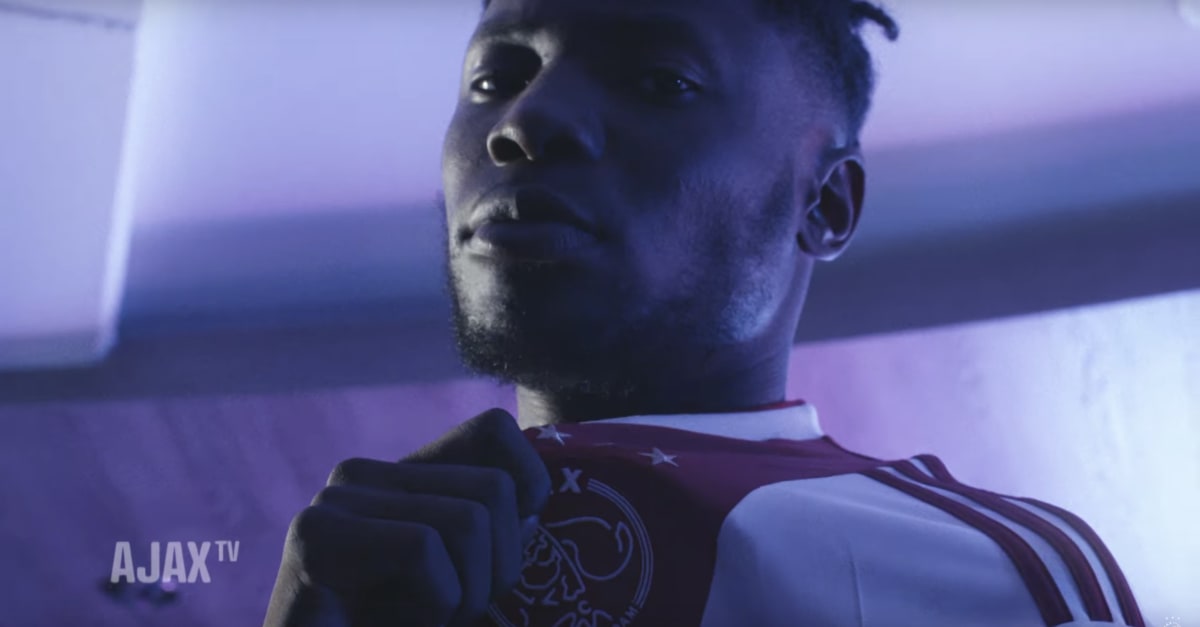 Rapper Sevn Alias brengt speciaal Ajax-nummer uit | Vandaag Inside