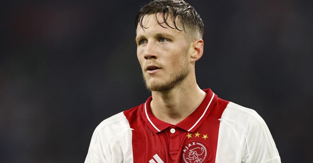 'Wout Weghorst heeft tegen z'n moeder gezegd: Mama, Ajax wordt kampioen ...