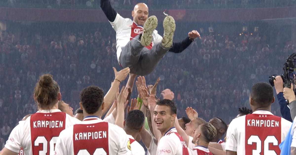 IN BEELD: Ajax viert groot feest na binnenhalen 36e landstitel ...