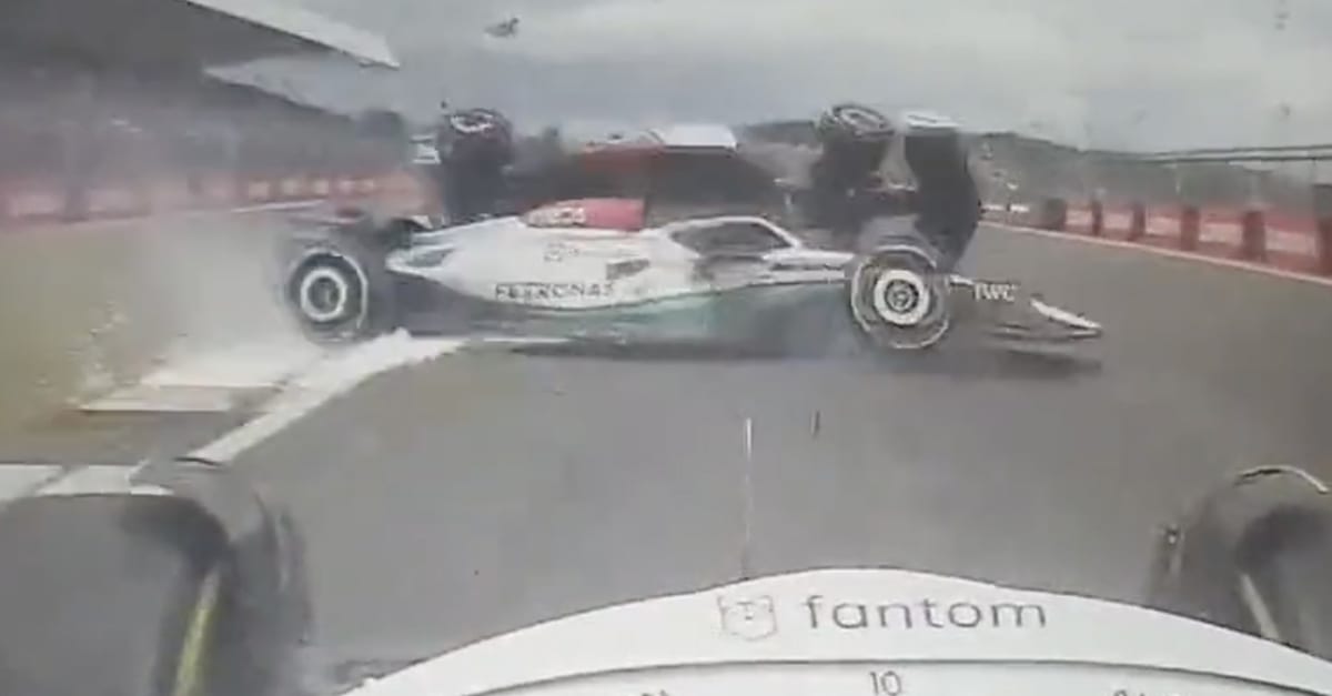 VIDEO: Formule 1-race Silverstone stilgelegd na enorm crash eerste ...
