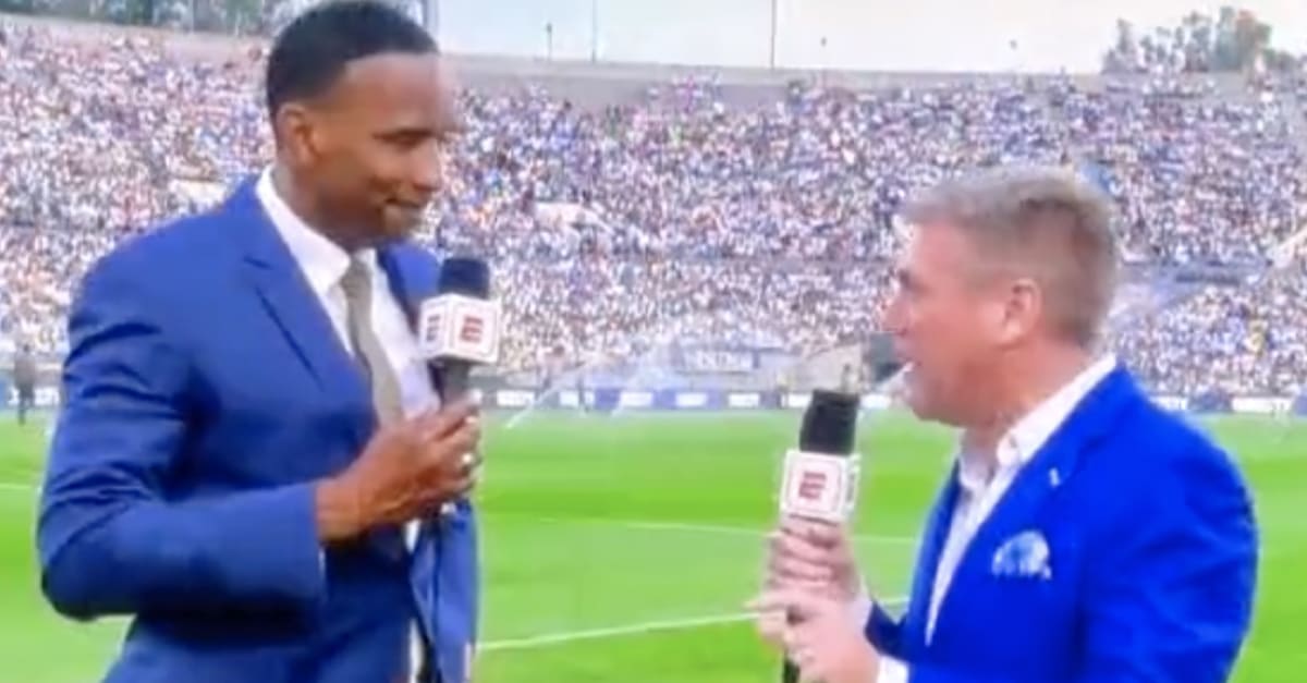 Voetbalanalist Shaka Hislop zakt in elkaar tijdens live-uitzending ...