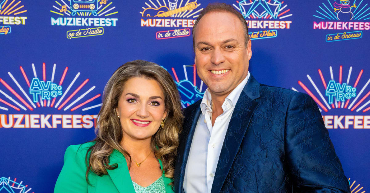 Ex-man Sieneke wakkert geruchten over affaire tussen zangeres en Frans ...