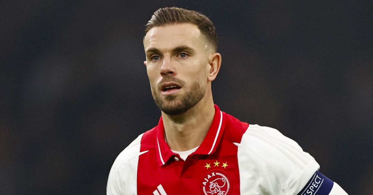 Farioli bevestigt dat Henderson bij Ajax blijft: 'Hij is onze aanvoerder en alles is opgelost ...