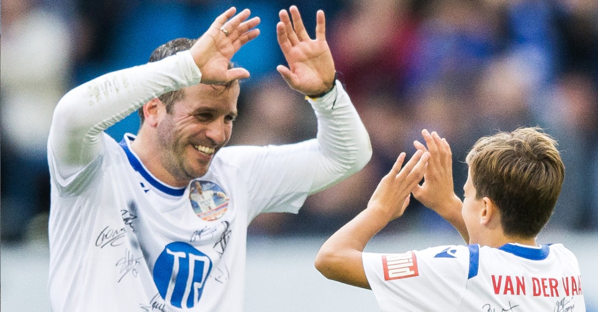 Damián van der Vaart treedt in voetsporen van vader Rafael en tekent eerste contract | Vandaag ...