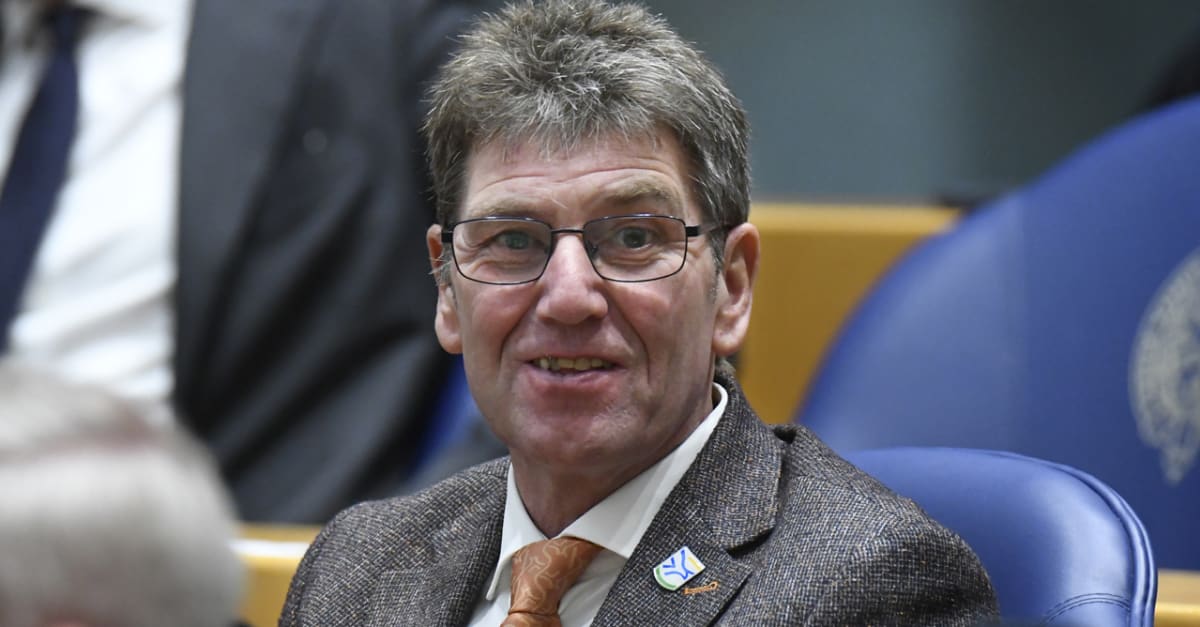 'Kersvers PVV-kamerlid Willem Boutkan wordt grootverdiener van de ...
