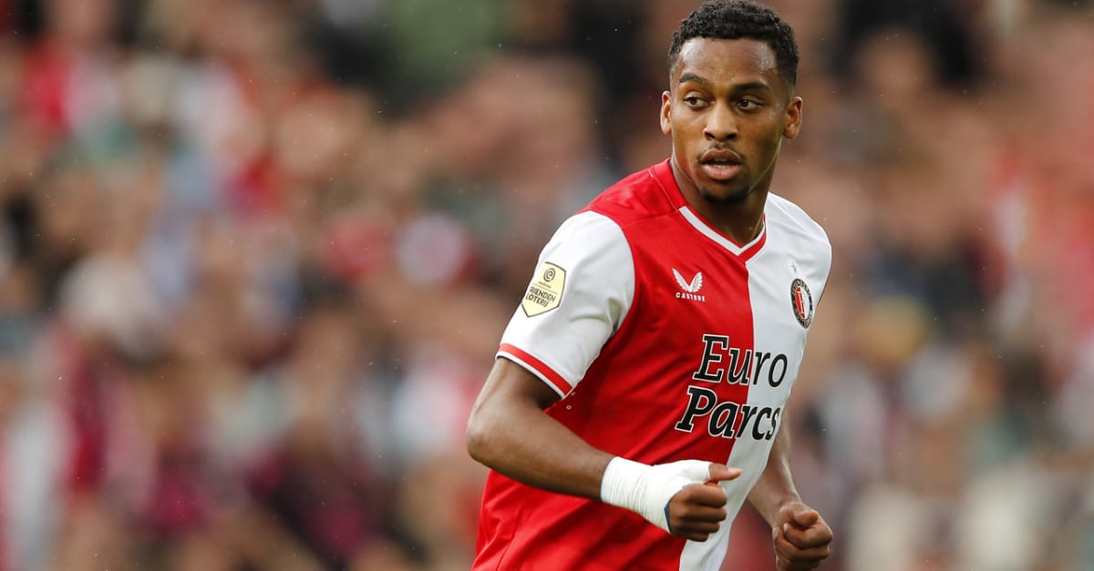 'Gehele Engelse top op de tribune voor Quinten Timber' | Vandaag Inside