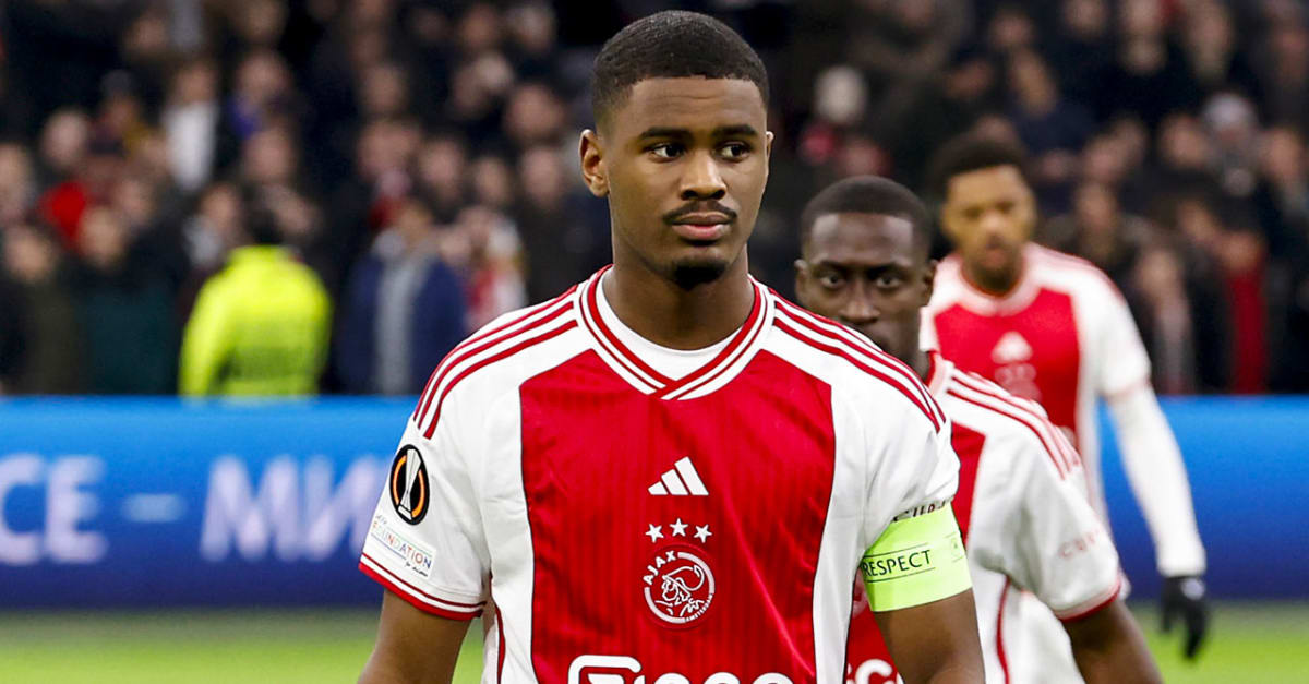 Broertje Jorrel Hato maakt mogelijk overstap naar Ajax | Vandaag Inside
