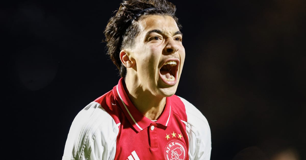 'Toptalent Rayane Bounida op weg naar de uitgang bij Ajax' | Vandaag Inside