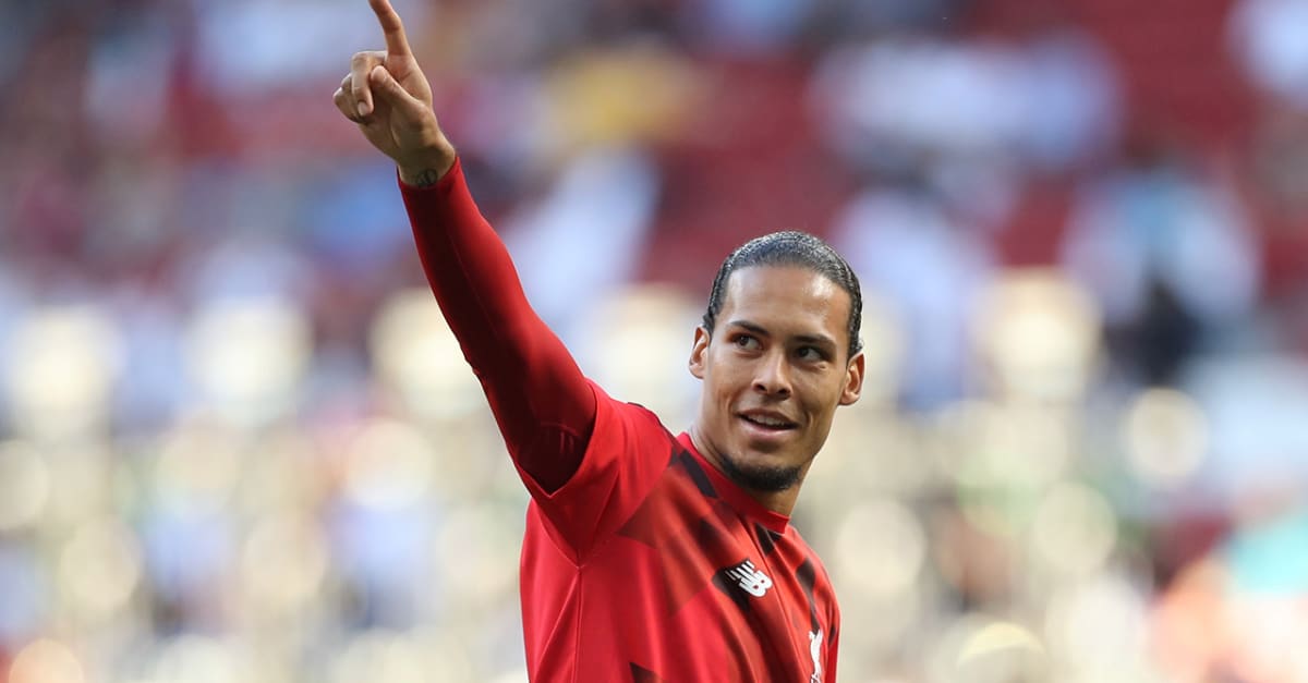 Engelse voetbalfans kiezen Van Dijk als voetballer van het jaar ...