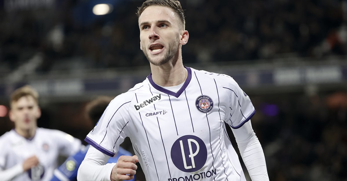 Officieel: Ajax bevestigt komst van Branco van den Boomen | Vandaag Inside