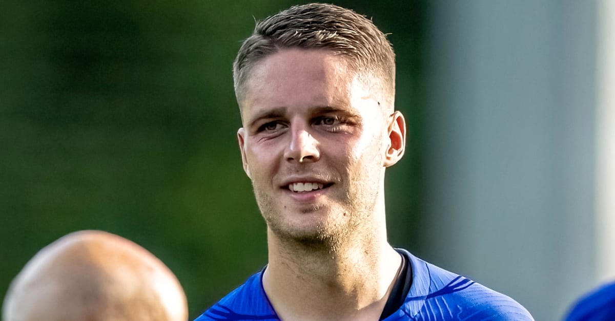 Joey Veerman na Nederland-Griekenland vader geworden van zoontje ...