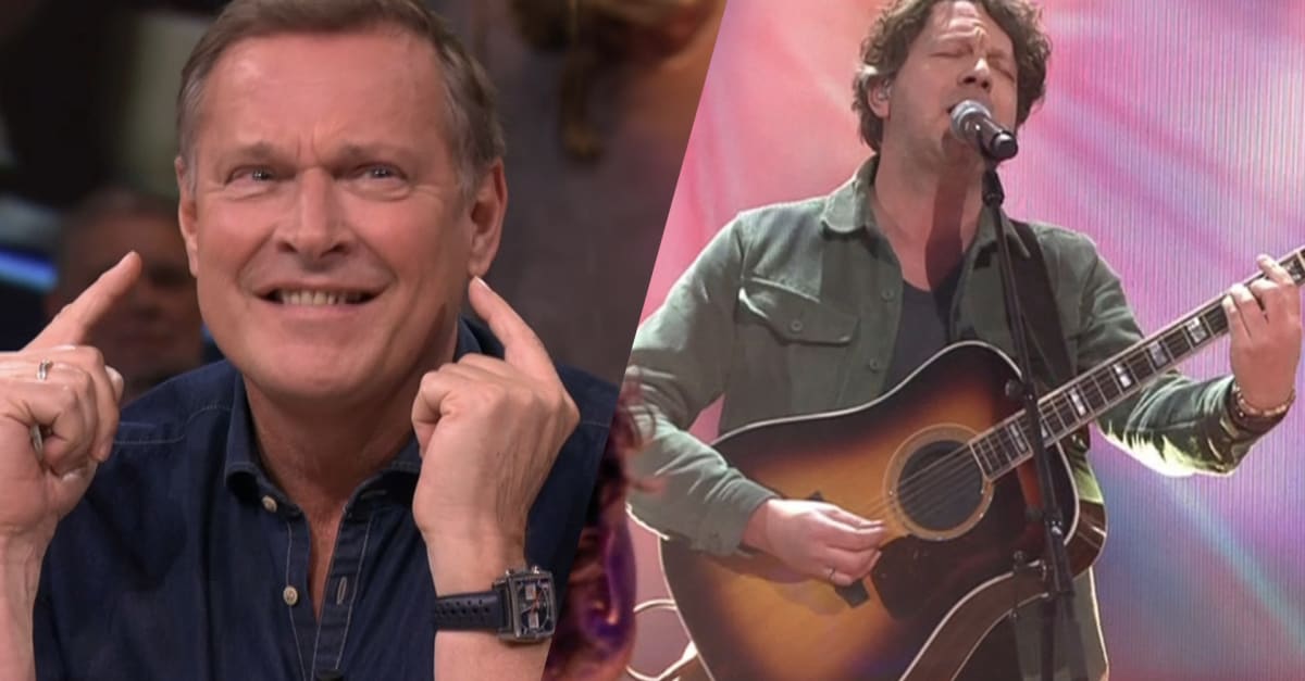 Albert hoort Abel zingen bij Jinek: 'Die krijgt zangles van Gordon ...