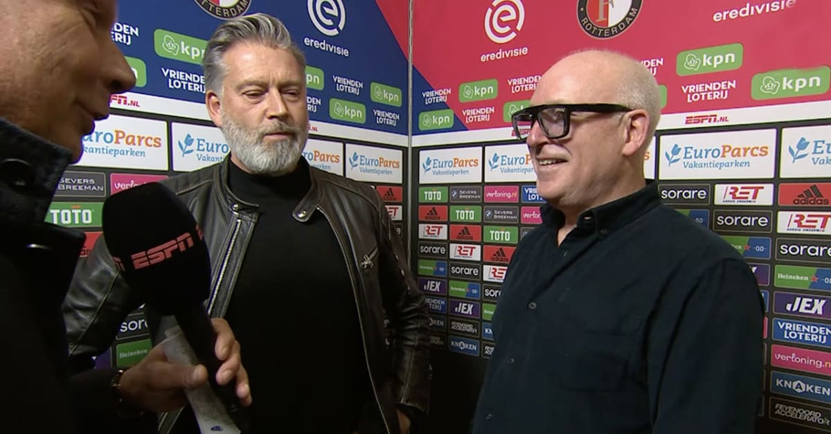 René en Dennis van der Gijp onder de indruk van eerbetoon aan overleden ...