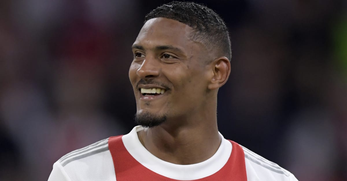 'Haller wordt met topsalaris een van de grootverdieners van Dortmund ...