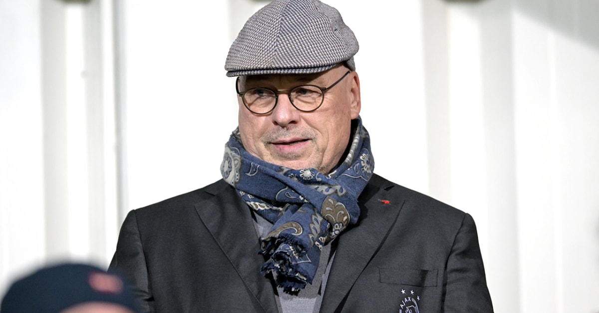 Directeur Maurits Hendriks vertrekt per direct bij Ajax | Vandaag Inside Directeur Maurits Hendriks vertrekt per direct bij Ajax | Vandaag Inside