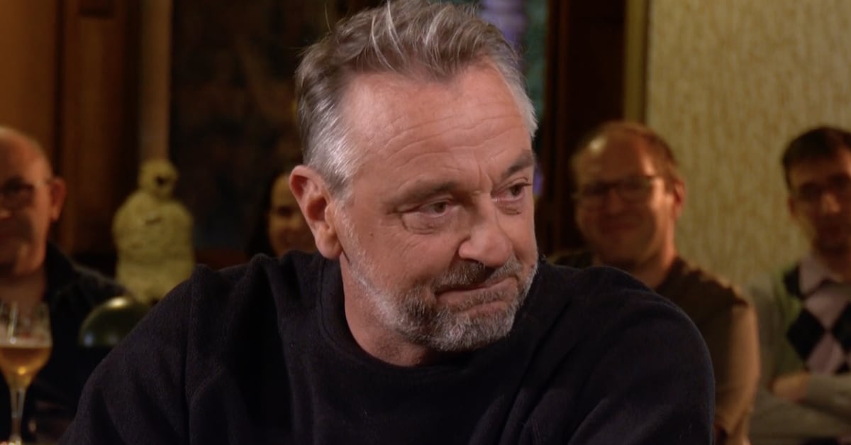 Tom Waes geëmotioneerd op tv na zwaar auto-ongeluk: 'De schaamte is ...