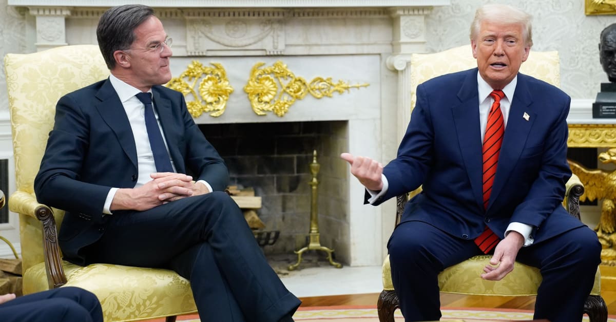 Bromance? Rutte complimenteert Trump in uitgekomen sms: 'Je bereikt wat ...