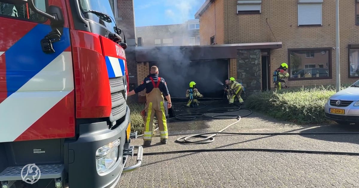 Man redt twee oudere bewoners uit brandende woning Landgraaf