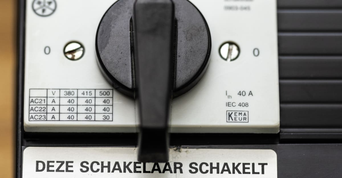 Stroomstoring in Zundert, ruim 7000 klanten zonder stroom | Hart van ...