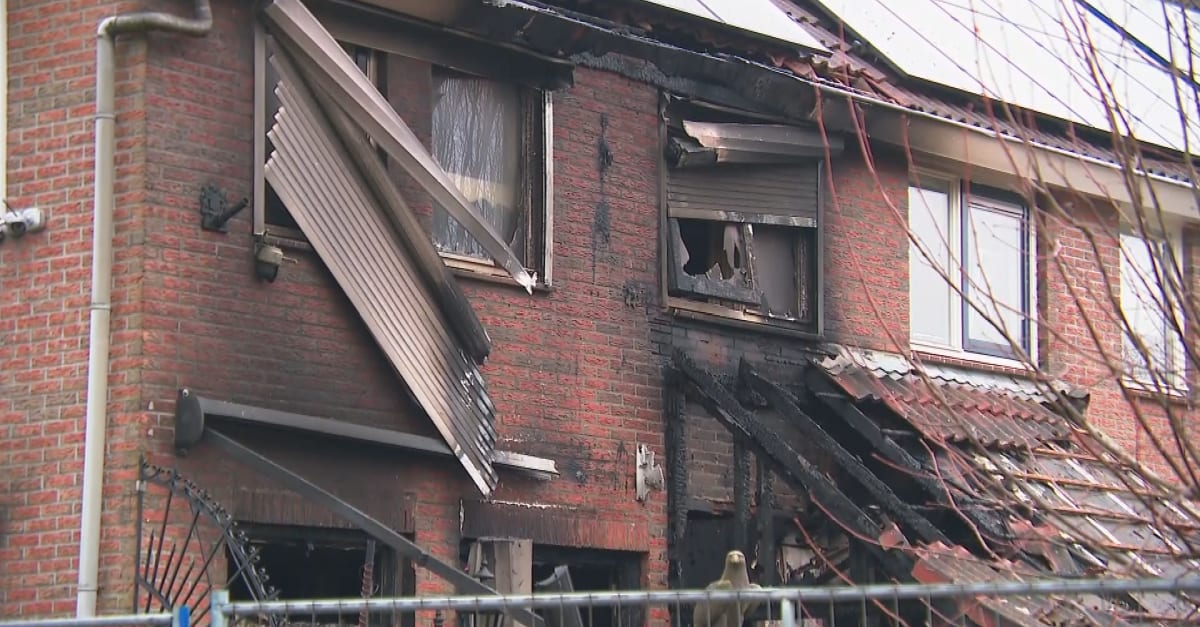 Verdachte opgepakt vanwege mogelijke betrokkenheid fatale brand Vroomshoop | Hart van Nederland