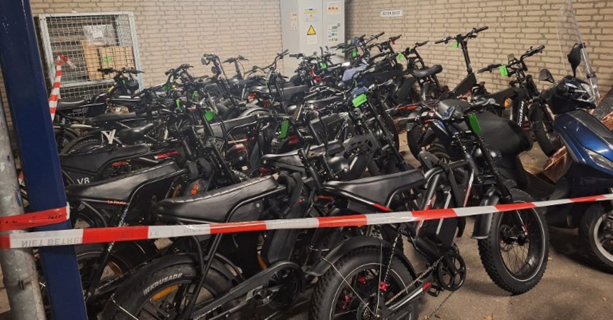 Politie neemt tientallen opgevoerde fatbikes in bij massale controle Eindhoven | Hart van Nederland