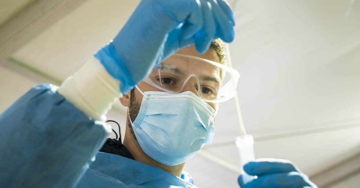 LIVEBLOG | Premier Rutte erkent fouten bij aanpak coronavirus | Hart van Nederland