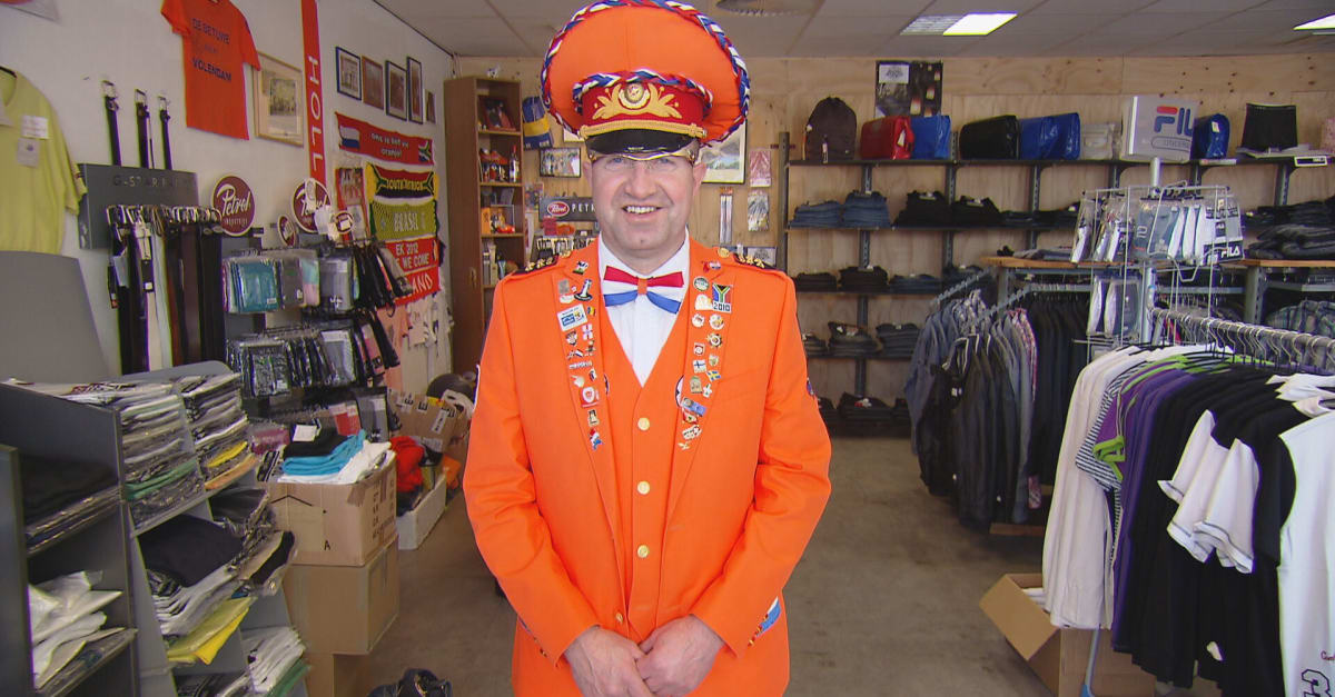 Nederlands elftal voor het eerst op eindtoernooi zonder steun Oranje ...