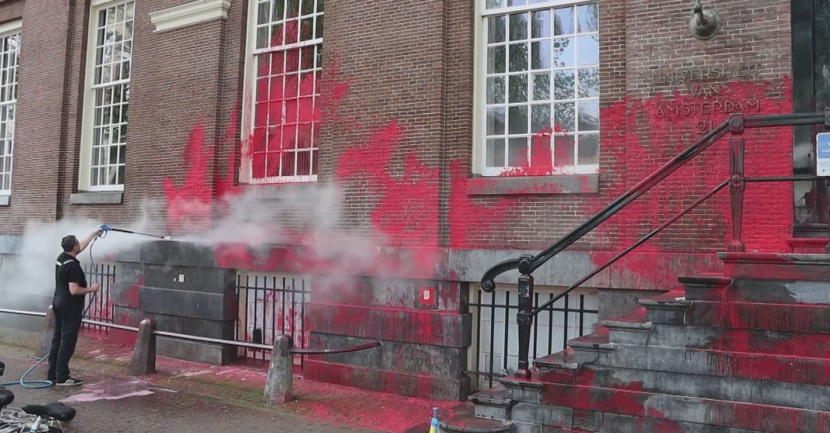 Opnieuw UvA-gebouw beklad met rode verf | Hart van Nederland