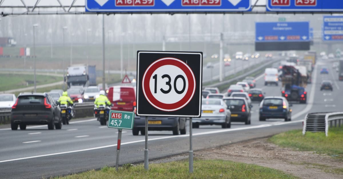 Maximumsnelheid overdag gaat op deze drie snelwegen terug naar 130 km/u | Hart van Nederland