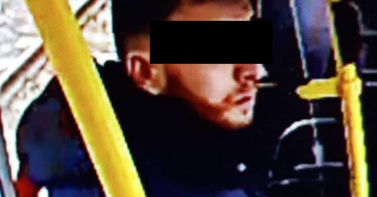 Tramschutter Gökmen T. bespuugt eigen advocaat en wordt uit de ...