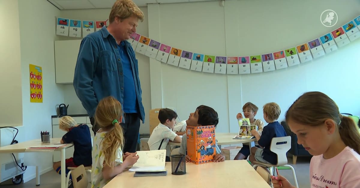 Docent start eigen middelbare school: 'Het moet echt anders' | Hart van ...