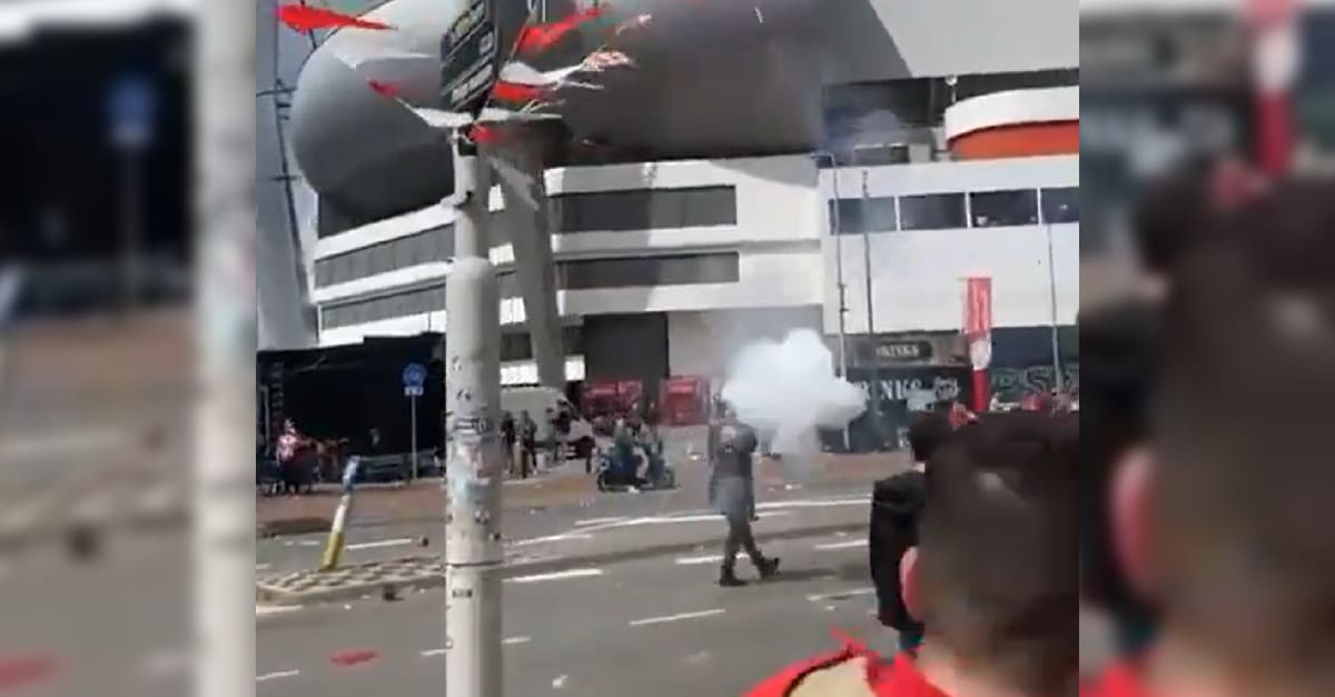 PSV-supporter raakt zwaargewond bij kampioensfeest: vuurwerk ontploft ...