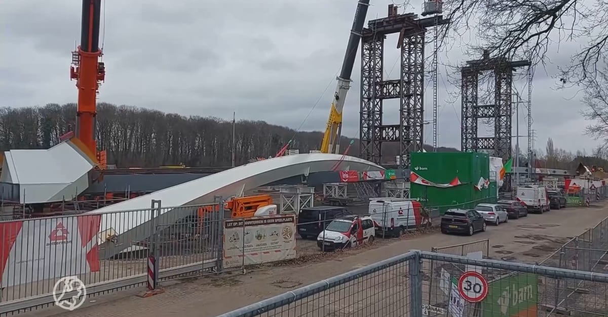 Werk aan brug in Lochem wordt weer opgestart na tragisch ongeluk | Hart ...
