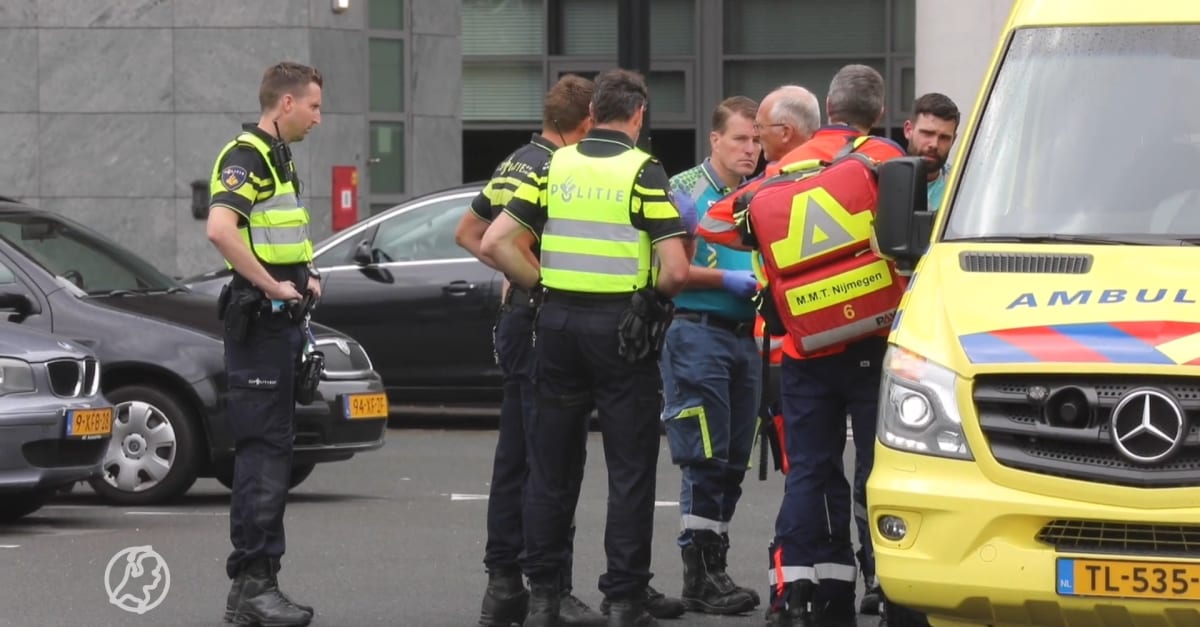 Crowdfunding gestart voor 38-jarige man uit Apeldoorn die overleed in politiebureau | Hart van ...