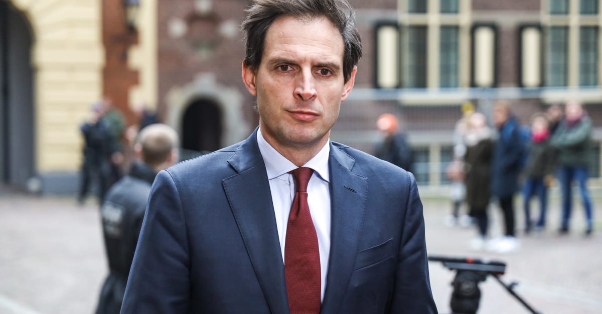 Hoekstra op 'sollicitatiegesprek' bij Europese Commissie | Hart van ...