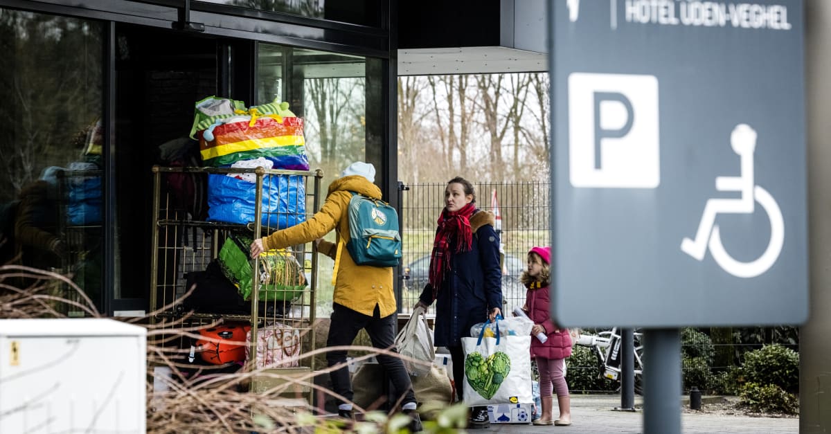 Rechter staat tóch opvang in Uden toe, voor 200 asielzoekers | Hart van Nederland
