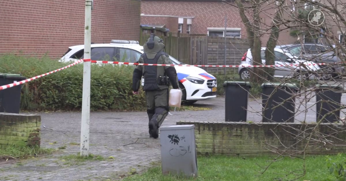 Zwaar illegaal vuurwerk ontdekt in huis Doetinchem, tientallen woningen ontruimd