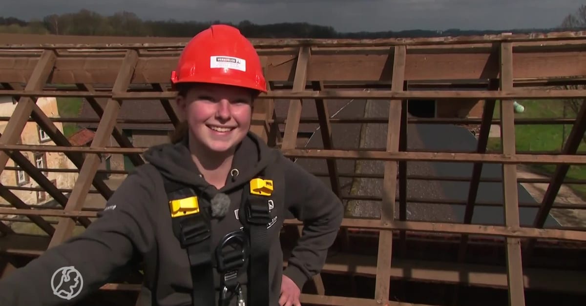 Alleen maar mannen in de bouw? Niet als het aan dakdekker Charena (18 ...