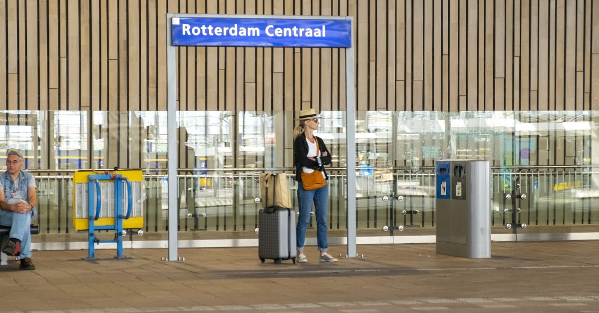 Treinverkeer bij Rotterdam nog steeds ontregeld na stroomstoring | Hart ...