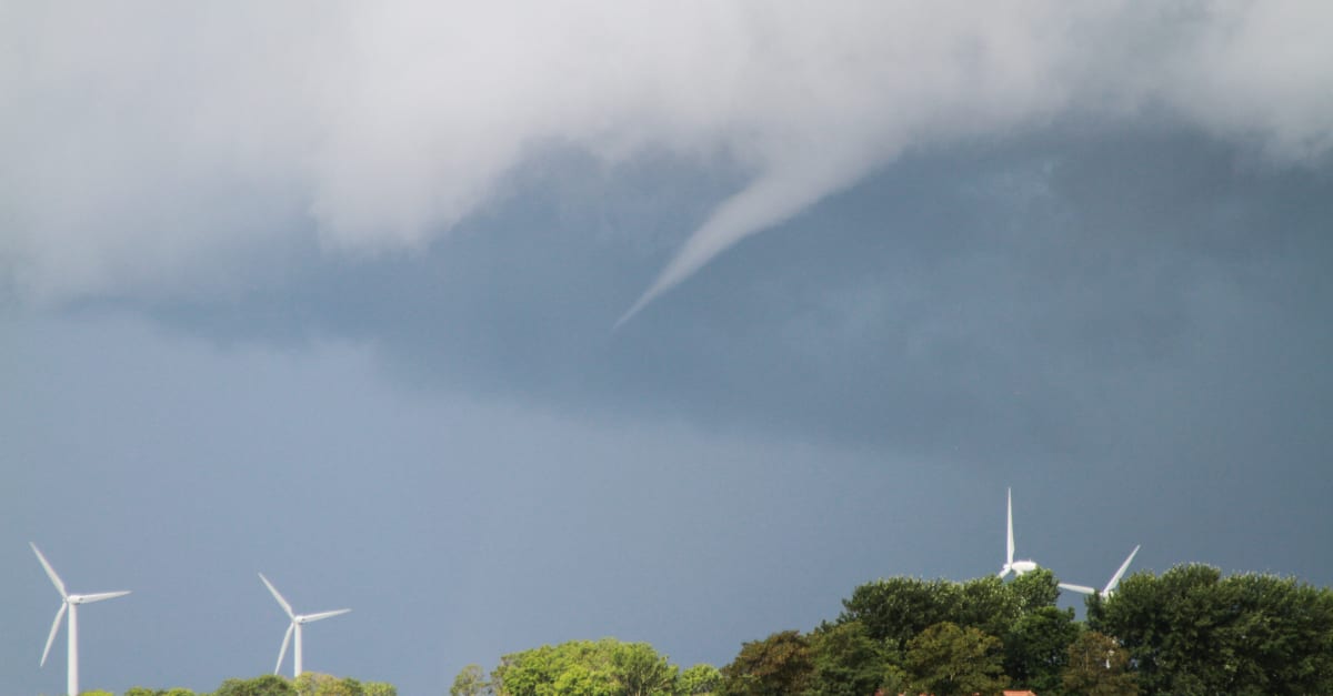 KNMI waarschuwt voor waterhozen op waddeneilanden | Hart van Nederland