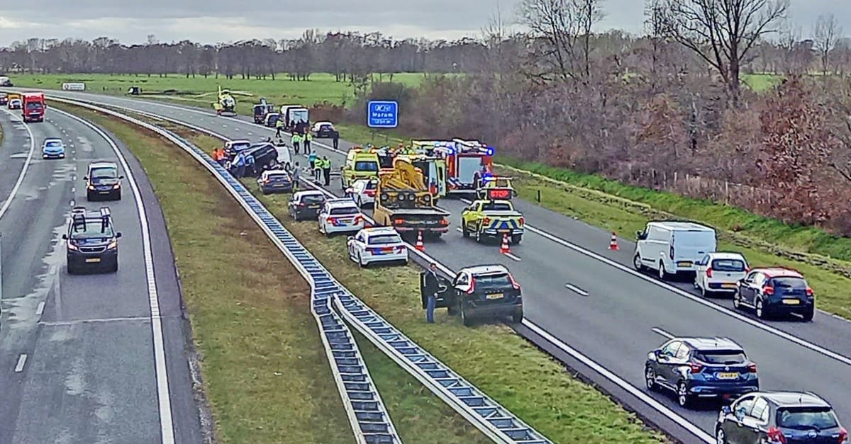 Meerdere gewonden bij ernstig ongeluk op A7 | Hart van Nederland