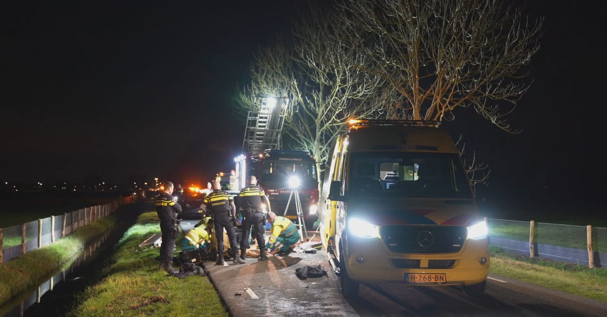 Verkeersongeval kost voetgangster (25) in Sprang-Capelle het leven | Hart van Nederland