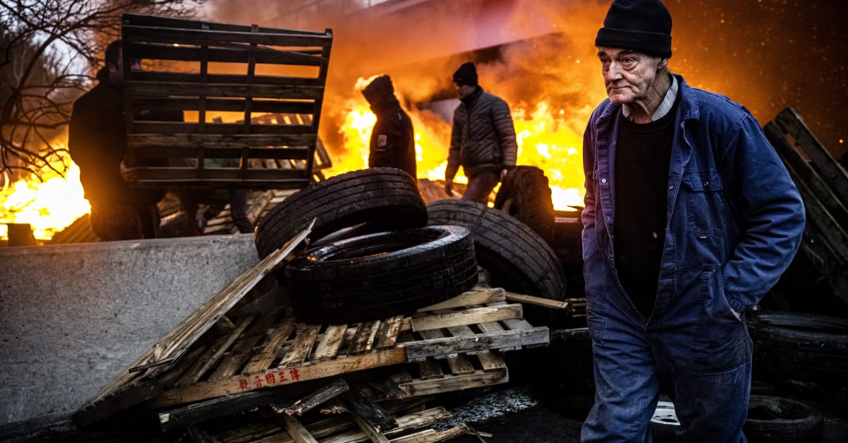 Boeren gaan door: grensovergang België nog steeds dicht door protest ... Boeren gaan door: grensovergang België nog steeds dicht door protest ...