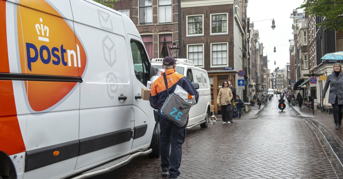 Opgelet! Valse e-mails namens PostNL massaal in omloop | Hart van Nederland