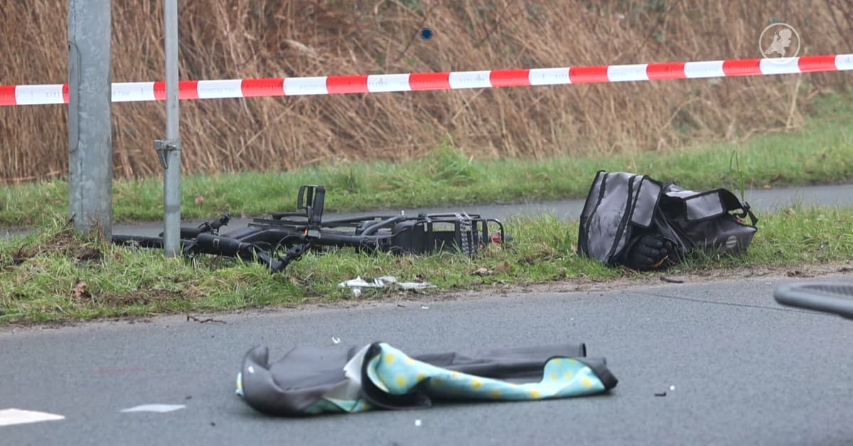 Fietser na aanrijding met auto overleden in Egmond aan den Hoef