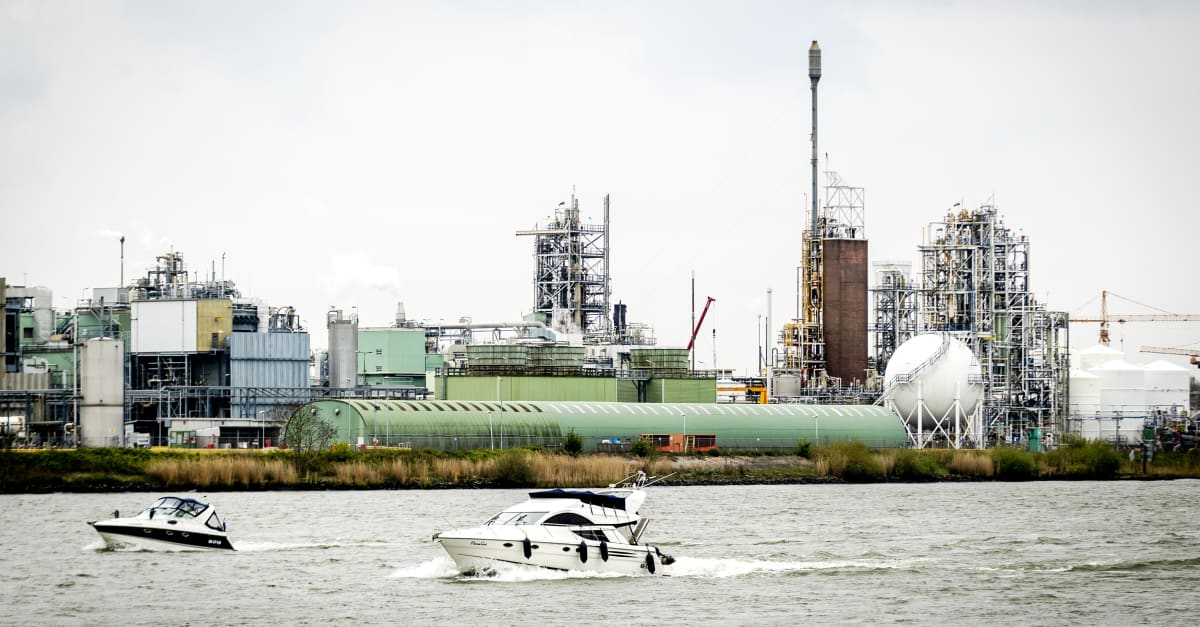 Lek-bewoners bang voor lozingen gevaarlijke goedje GenX | Hart van ...