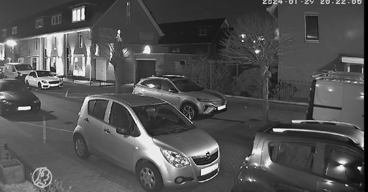 ZIEN: Enorme explosie Rotterdam vastgelegd door beveiligingscamera's ...